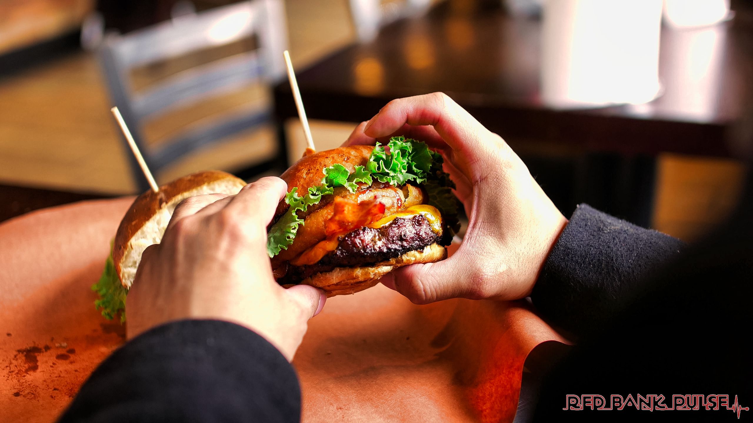 local-smoke-bbq-smokehouse-burger-3-of-7